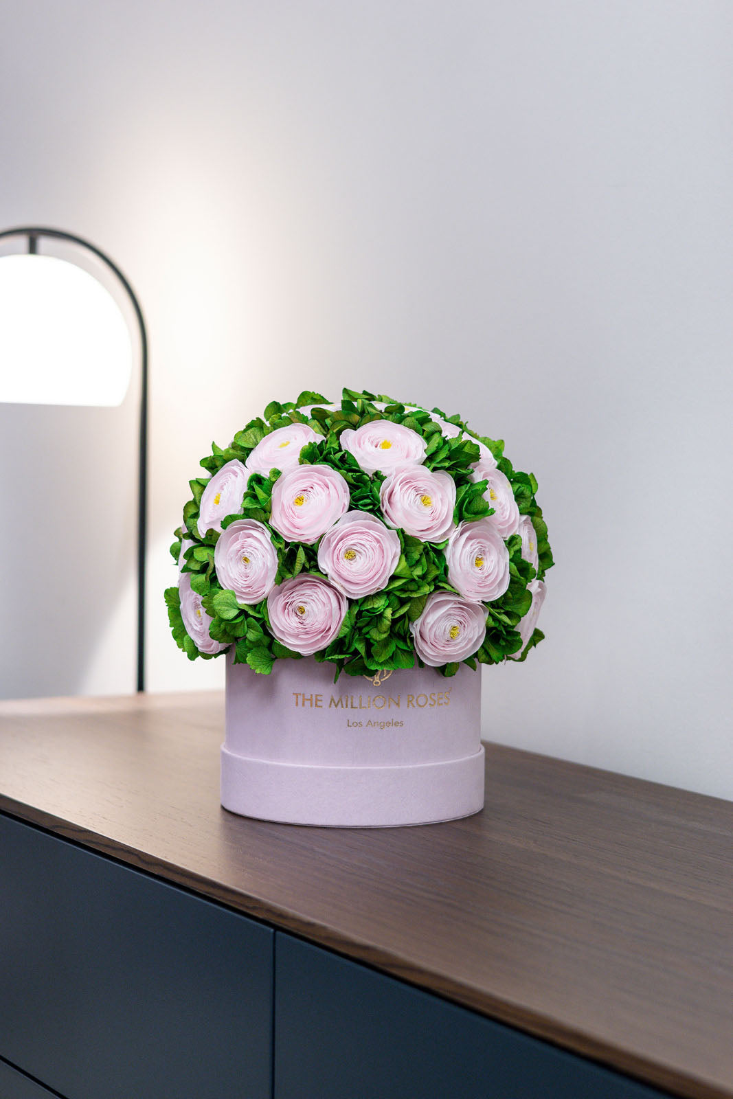 Luxury Graduation Gifts for Her | The.Million.Roses