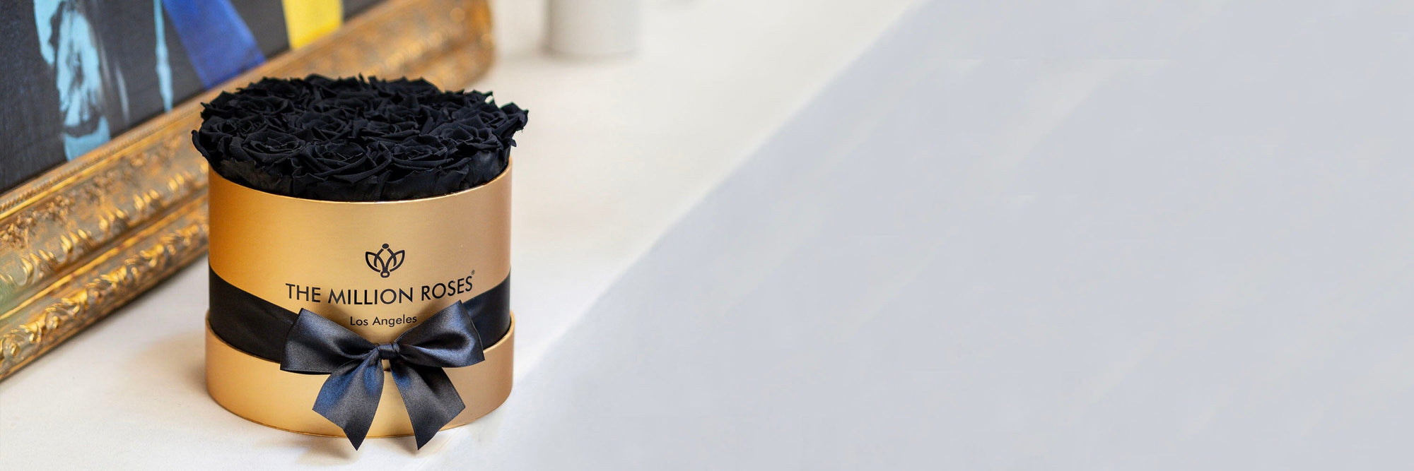 Black Roses - Preserved Black Roses in a Box | The Million Roses®
