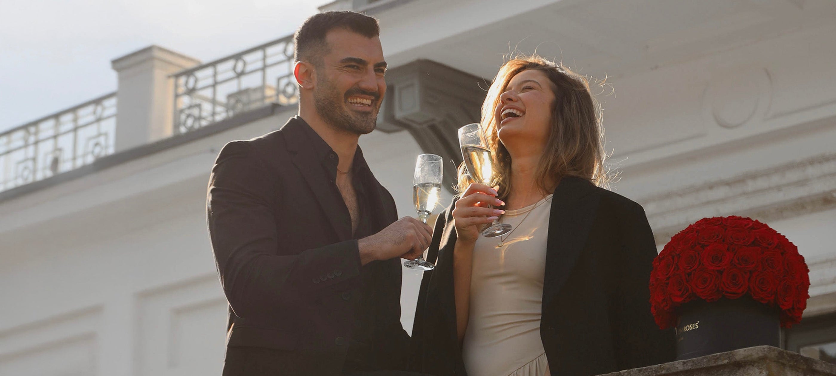 The Million Roses - Luxury Preserved Roses That Last Forever