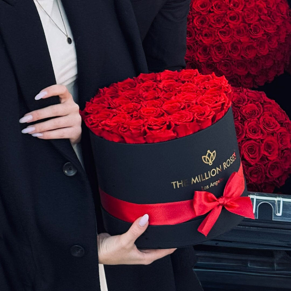 Supreme Black Box with Red Roses | The Million Roses
